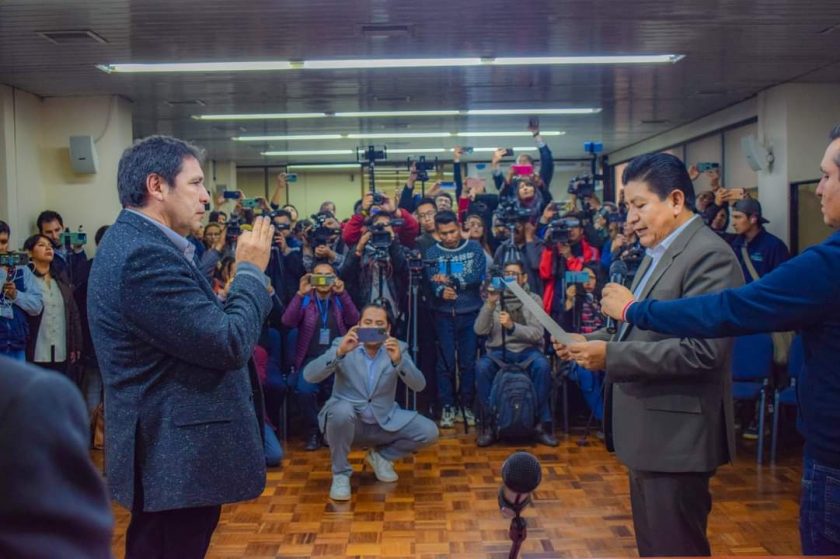 Edson Valda asume como nuevo presidente de la Administradora Boliviana ...